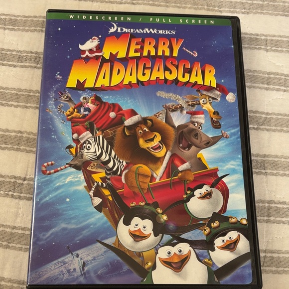 Dreamworks | Media | Dreamworks Merry Madagascar Dvd Festive Red And ...